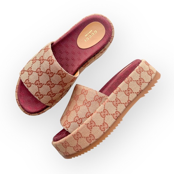 Gucci | Shoes | Gucci Canvas Gg Monogram Angelina Platform Slides ...